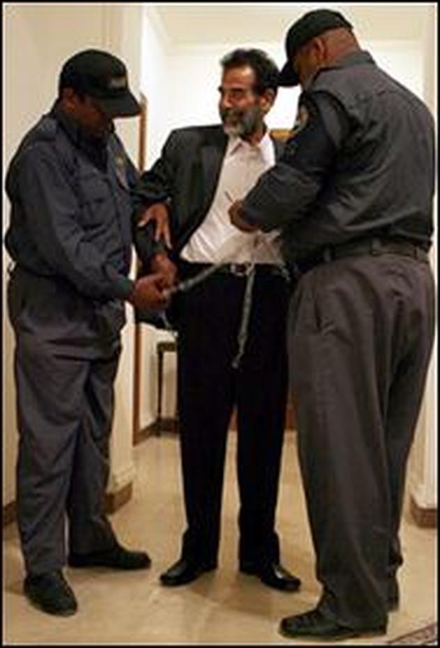 Saddam In Court - Photo 1 - CBS News