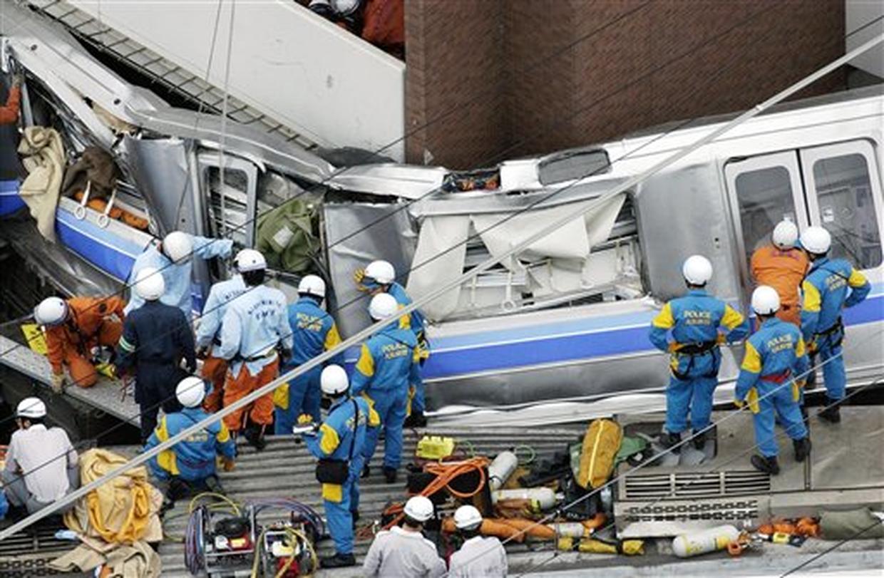 Japan Train Derailment - Photo 1 - CBS News