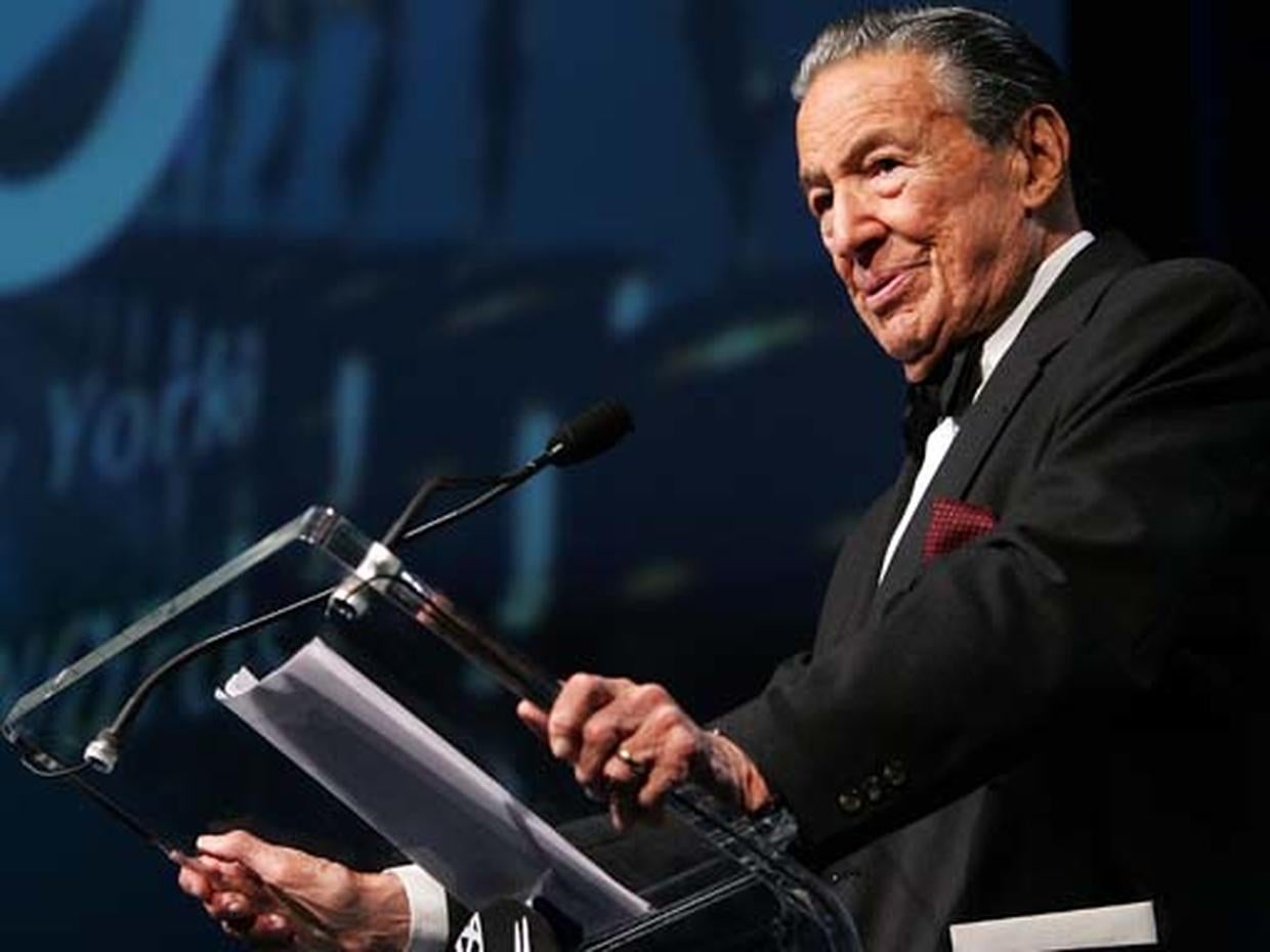 Remembering Mike Wallace, 1918-2012 - Photo 1 - CBS News