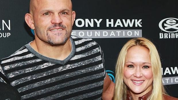 Heidi Northcott (PICTURES) Engaged to Chuck Liddell - CBS News