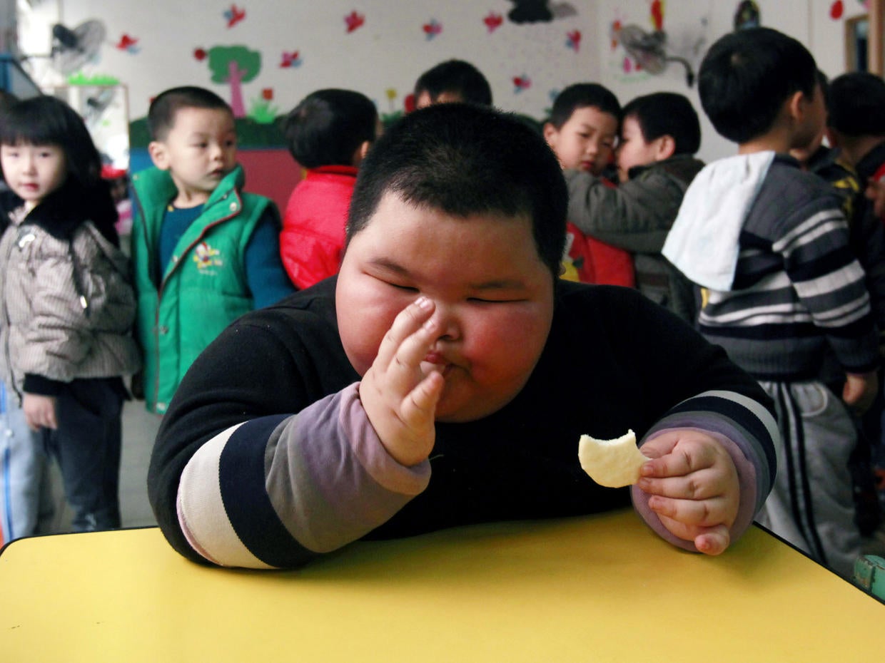 China's 136-pound 4-year-old - Photo 1 - CBS News