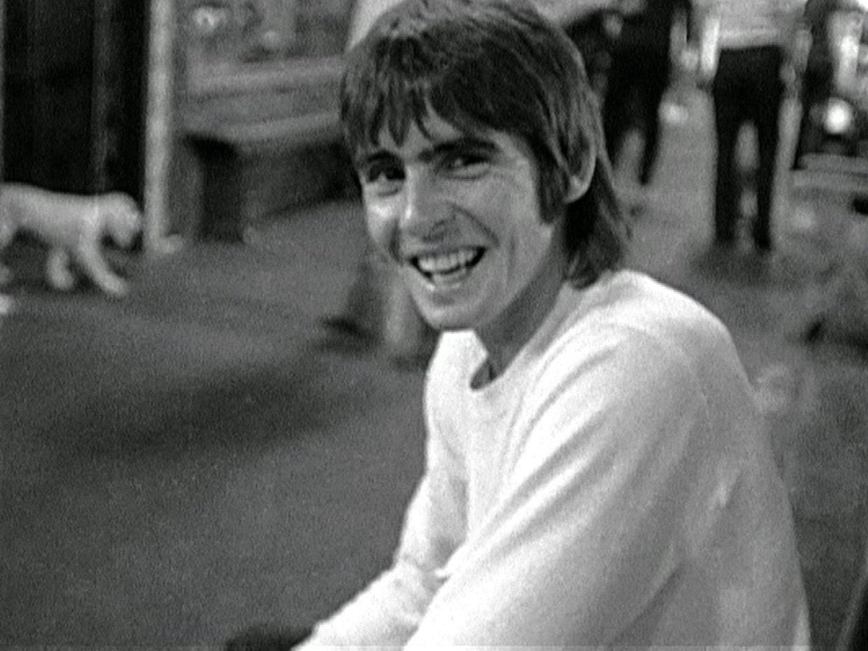 Davy Jones' ashes taken to England for private memorial - CBS News