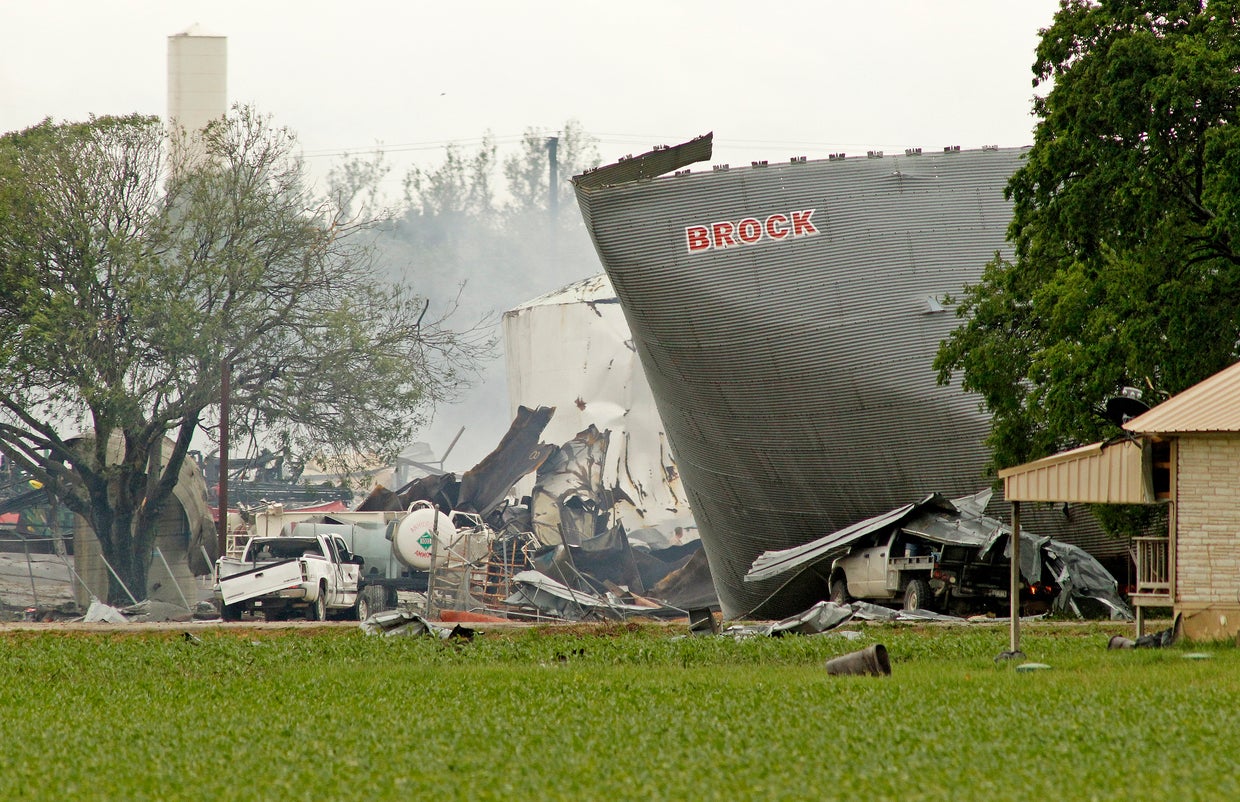 Texas fertilizer plant explosion - CBS News