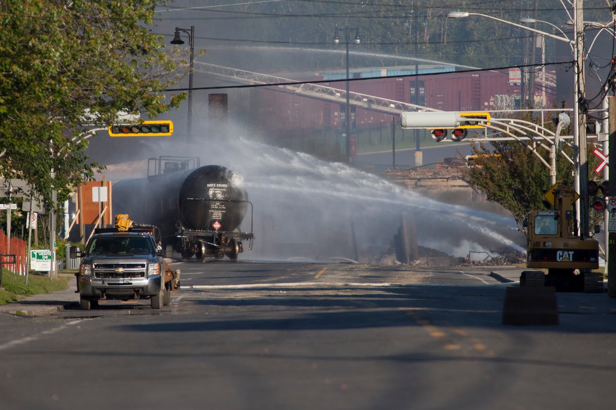 Train crash devastates Quebec town - CBS News