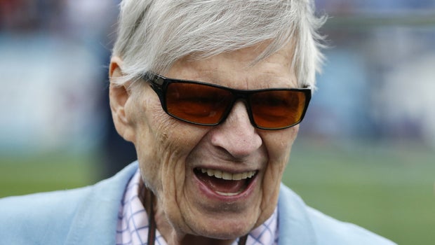 Tennessee Titans owner K.S. "Bud" Adams Jr. dies at age 90 - CBS News