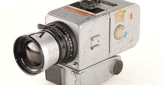 Camera used on moon landing sold for $758,489 - CBS News