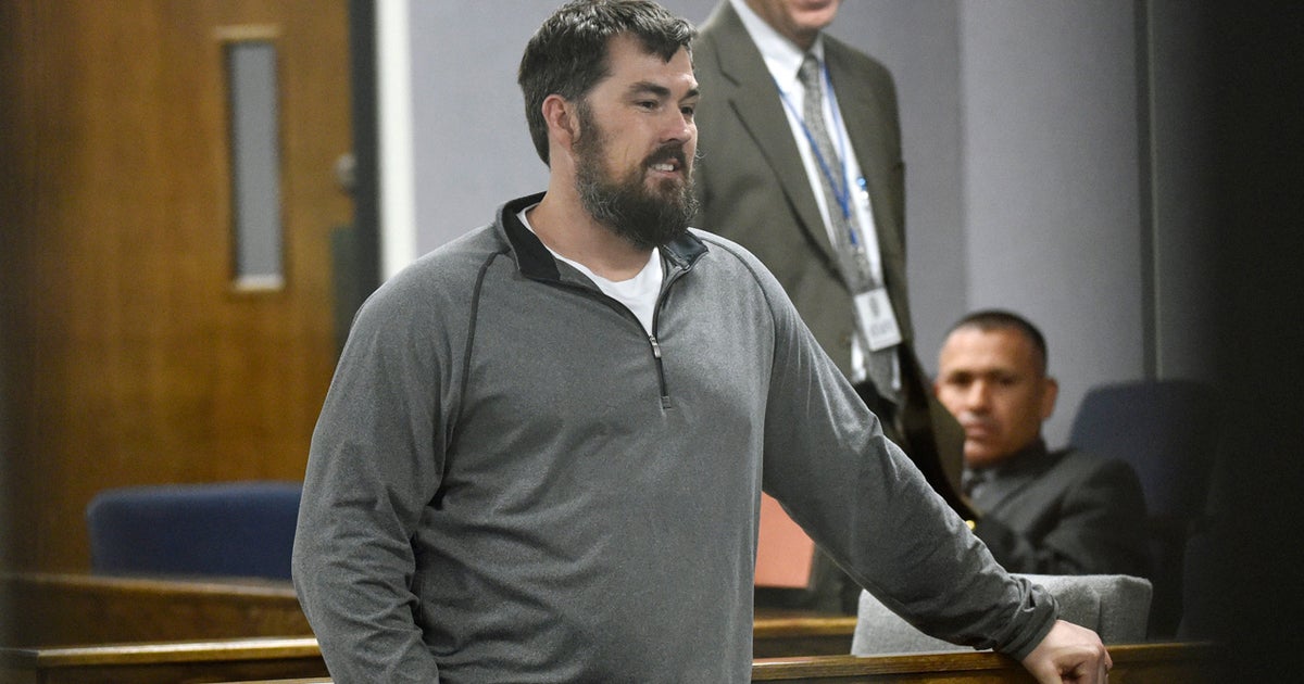 Marcus Luttrell, "Lone Survivor" Navy SEAL, issues warning to Chris ...