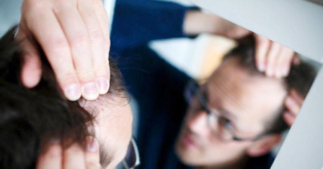 Who's more vain: Men or women? - CBS News