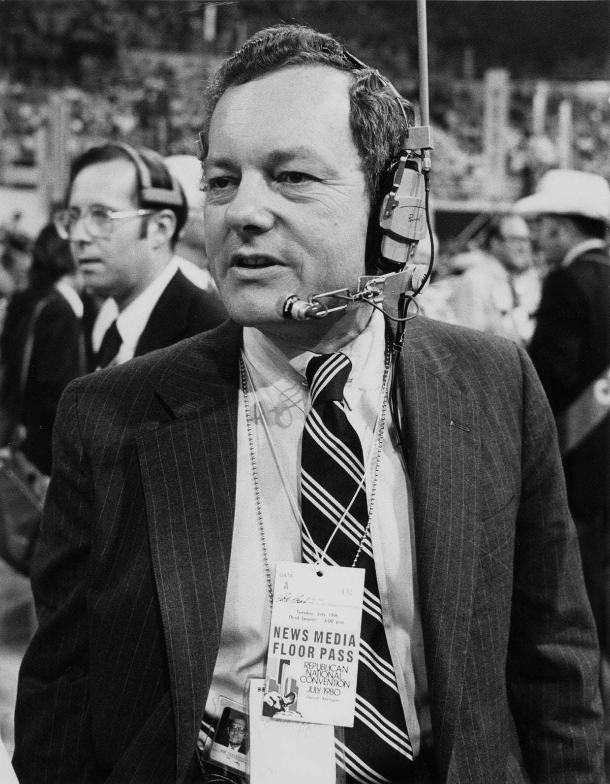 Legendary "Face the Nation" anchor Bob Schieffer to retire - CBS News