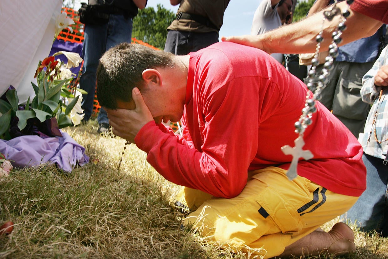 A look back: The Terri Schiavo case - CBS News
