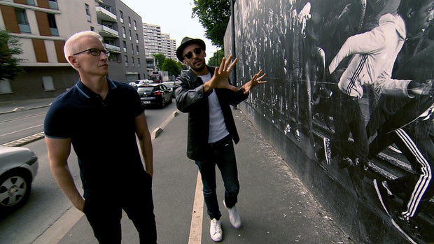 Larger than life displays by French photographer JR - CBS News