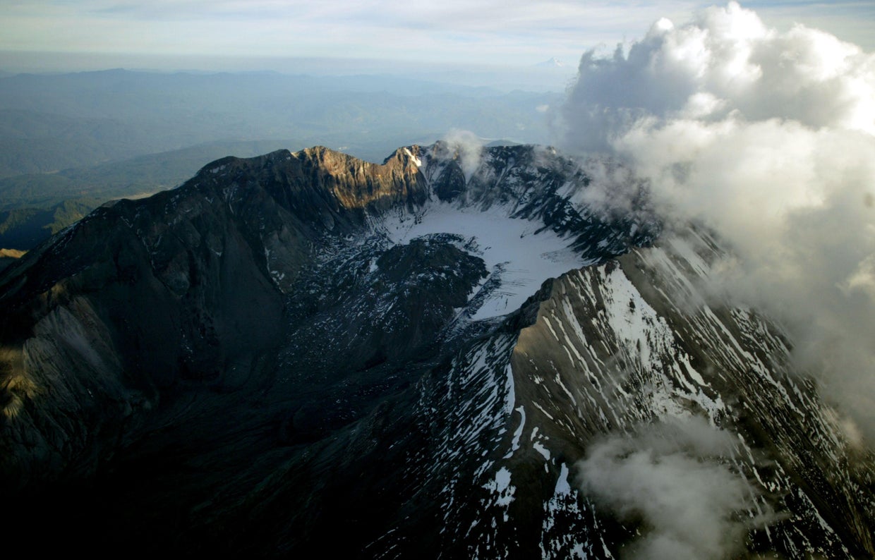 12 U.S. states where you could live near an active volcano