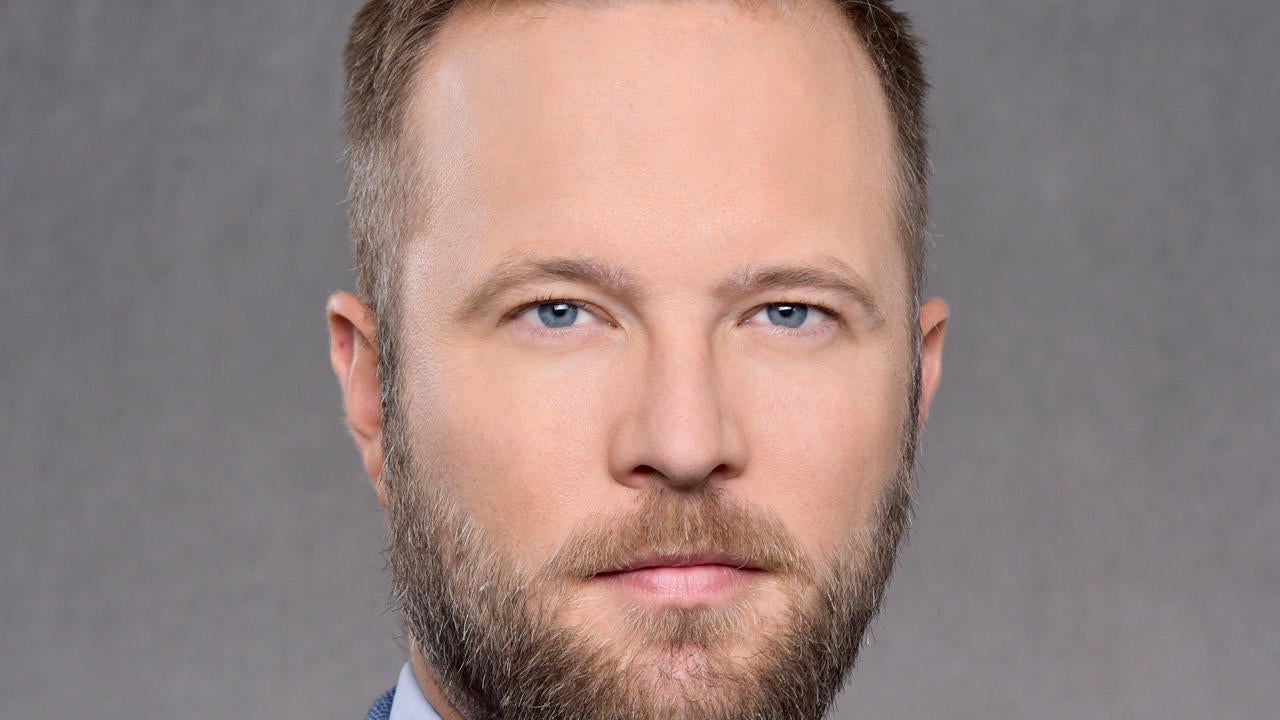 CBS News Team - Anchor & Correspondent Bios - CBS News