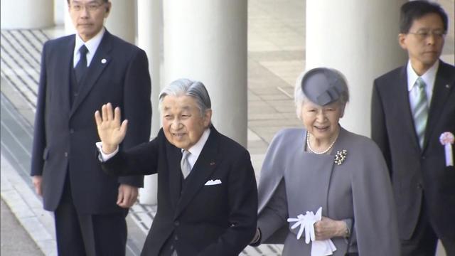 Matthew Boling 100m: Teen nicknamed "White Lightning" runs 100-meter ...