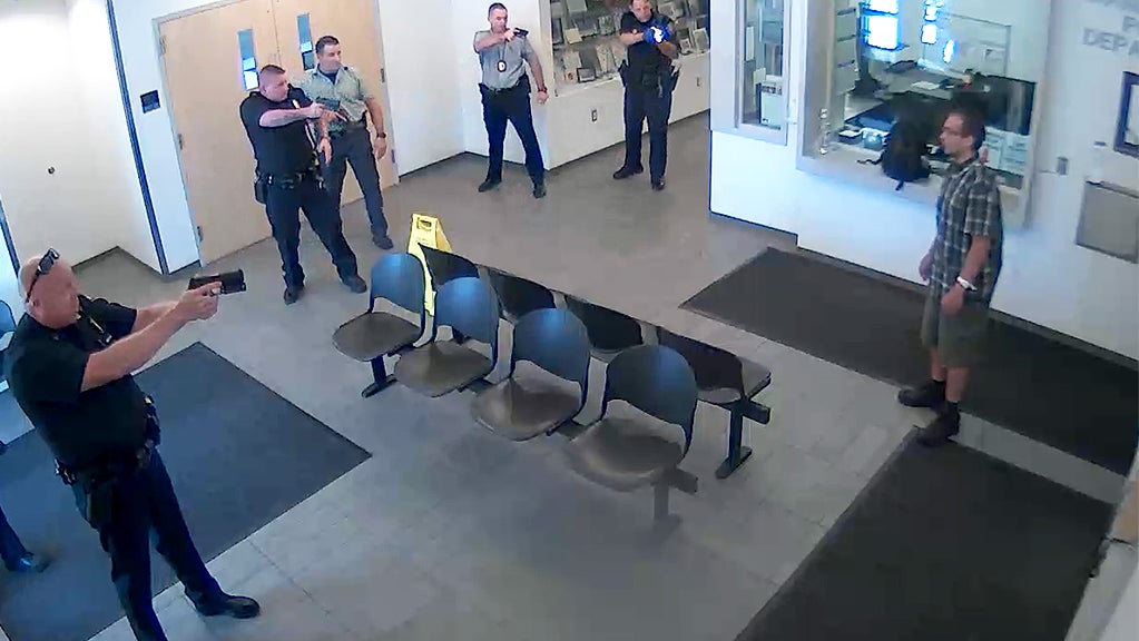 Surveillance Video Shows Man Pulling A Gun In Manchester NH Police surveillance-video-shows-man-pulling-a-gun-in-manchester-nh-police