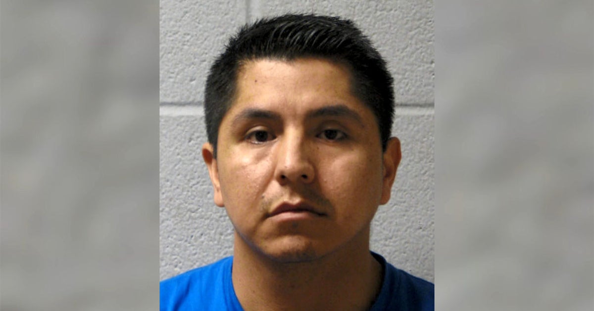 Sunset Ridge School Teacher Files Suit Against Bathroom Camera Suspect ...