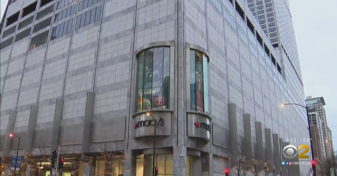 Man dies after jumping from 7th floor at Water Tower Place - CBS Chicago