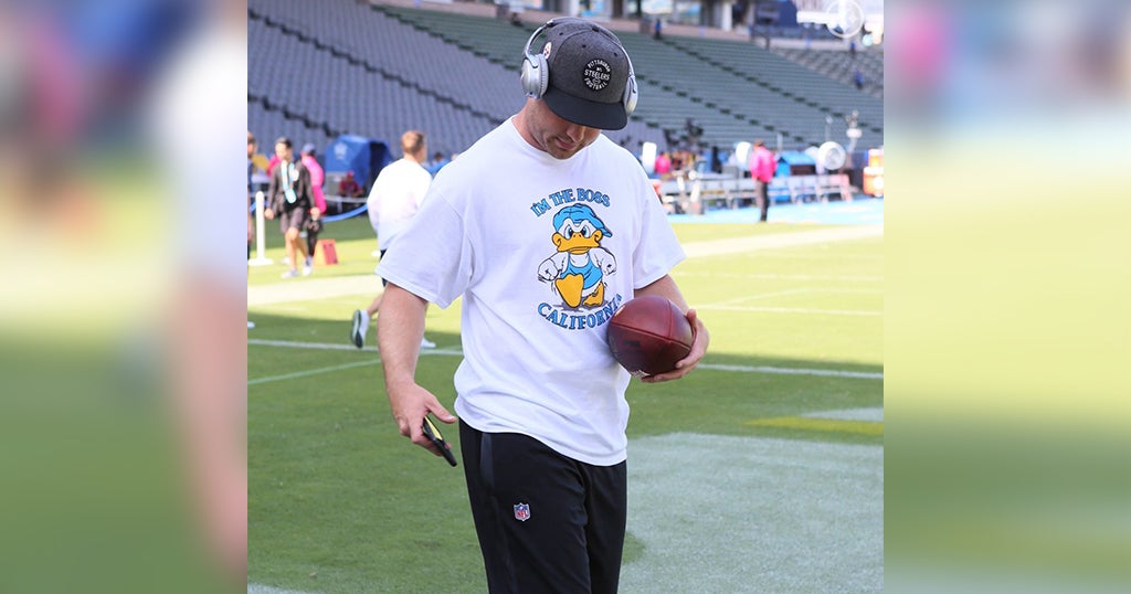 Former Pittsburgh Steelers Quarterback Devlin Hodges Signed By Los ...