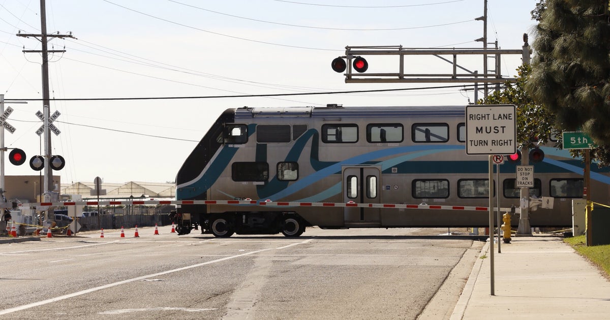 Metrolink's Ventura County Line Will Offer Saturday Service Starting ...