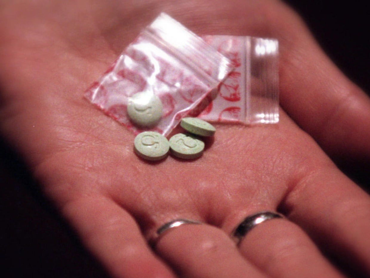 Using psychedelics to treat veterans' PTSD - CBS News