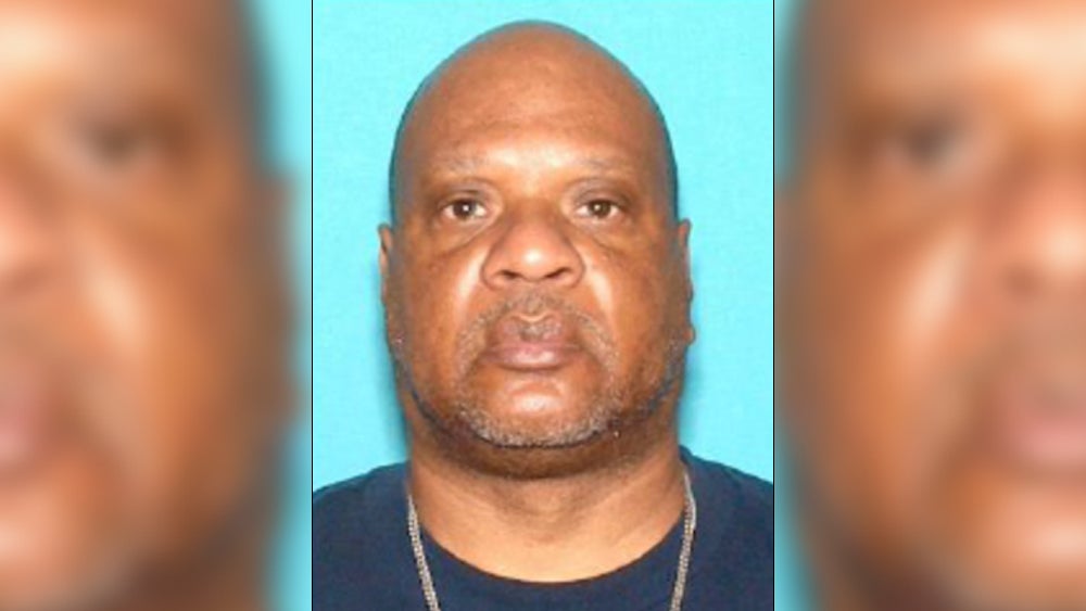 Keith Pullam Wanted In Fatal Shooting Of Estranged Girlfriend, Cynthia ...