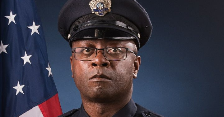 Aurora Police Officer Brian Shields Dies Of COVID-19 At 51 - CBS Chicago
