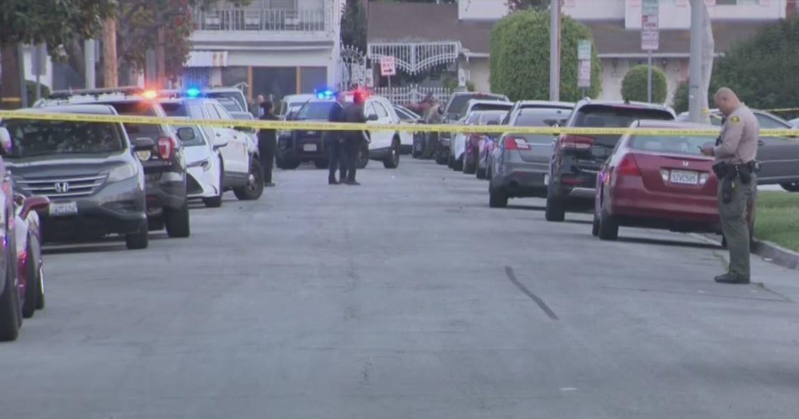 Two killed, 5 wounded in Willowbrook shooting - CBS Los Angeles